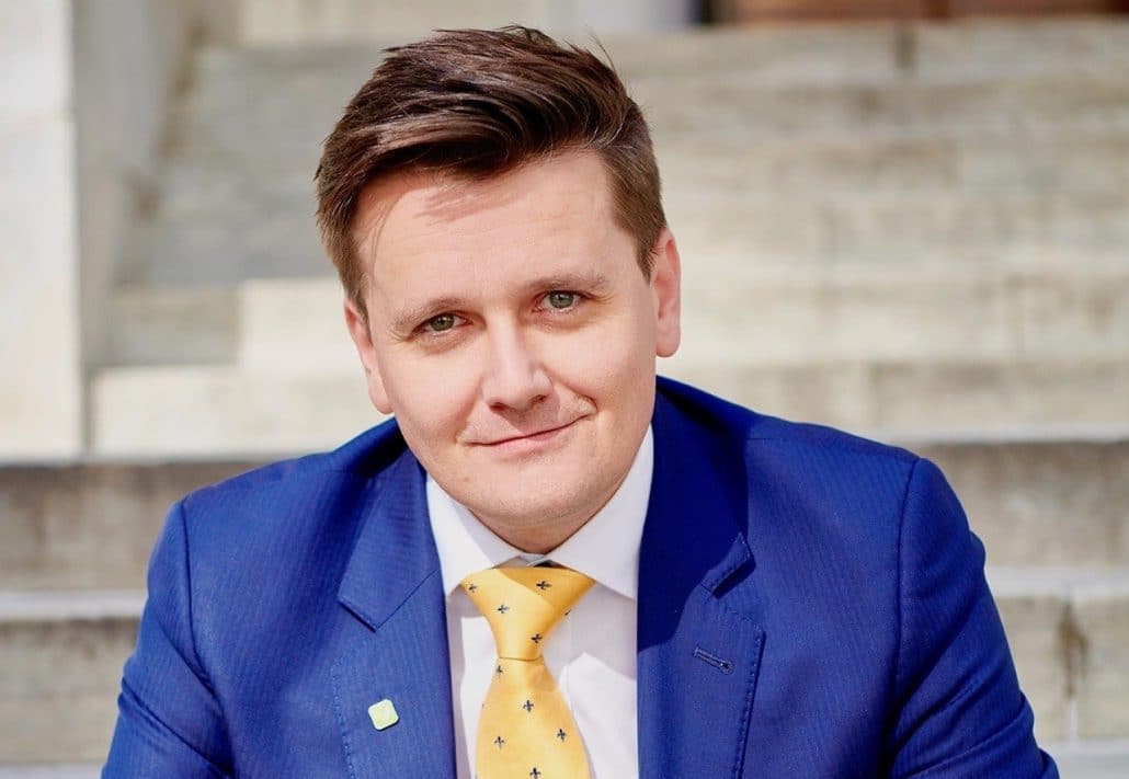 The Misfits Behind the Fintech Revolution with Daniel P. Simon of ...